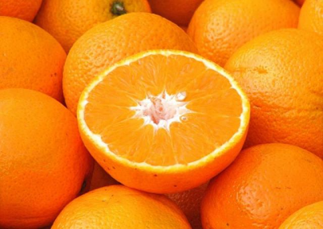 Manger des oranges: 5 conseils pour prévenir le cancer | TopCinq.fr